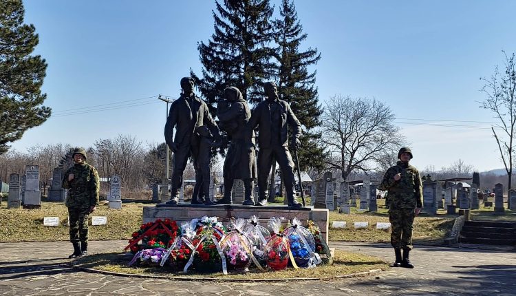 BOJNIK: Obeležena 81 godina od streljanja više od 500 rodoljuba od ...